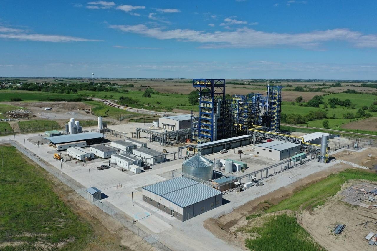 How Methane Pyrolysis Bridges Fossil Fuels to sustainability